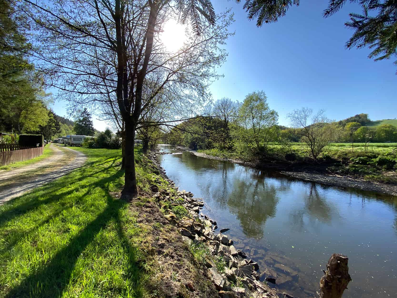 Overath - Auf schmalen Pfaden entlang der Agger - Walk & Wonder